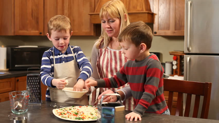 Children Helping Mom In Kitchen Stock Footage Video 4544711 - Shutterstock