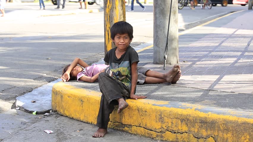 CEBU, PHILIPPINES - MARCH 15, 2014 : Poverty In Philippines, A ...